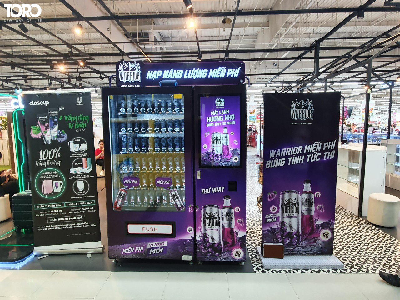 Trends in vending machine advertising