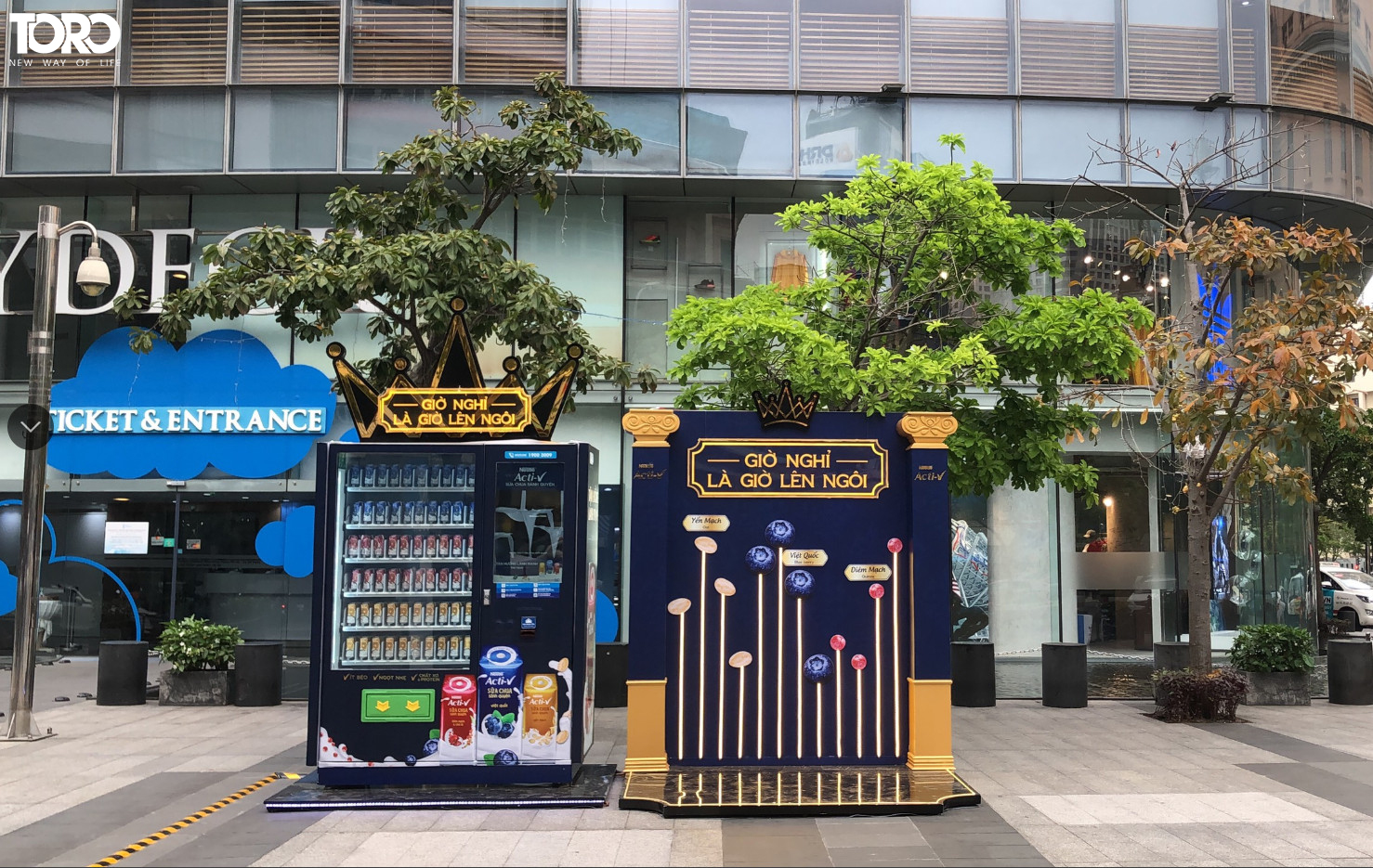 Trends in vending machine advertising